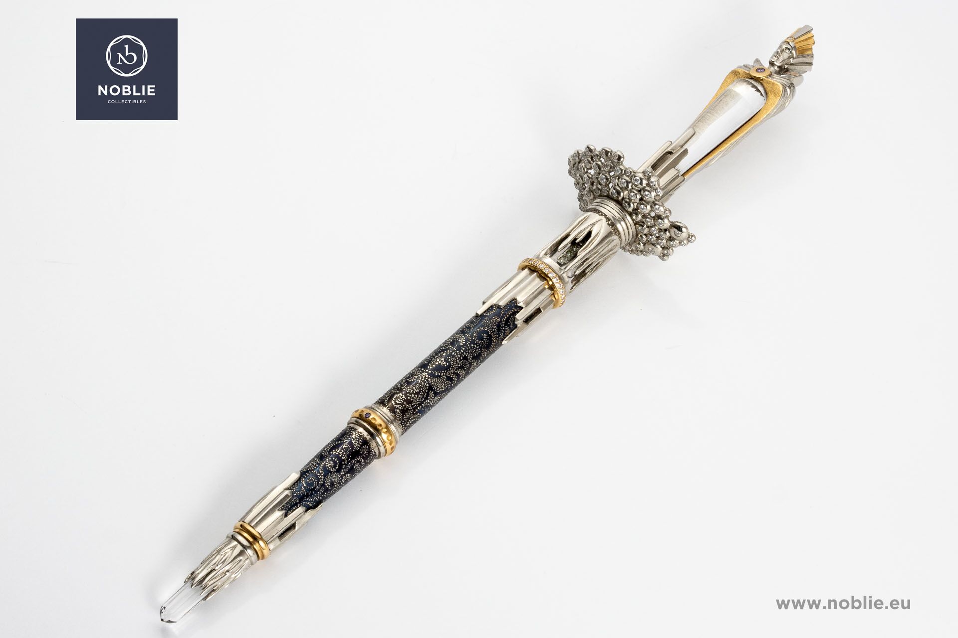 Custom Daggers — Damascus, Hunting, Engraved, Stiletto | Noblie