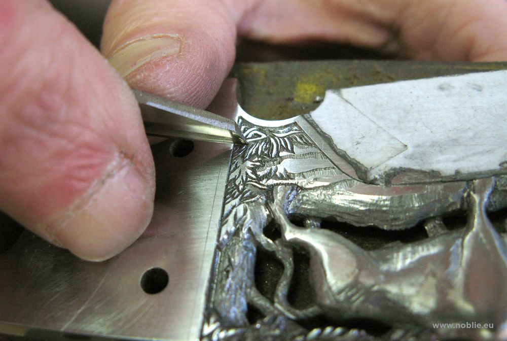 Cómo grabar metal: consejos a mano, láser y grabado