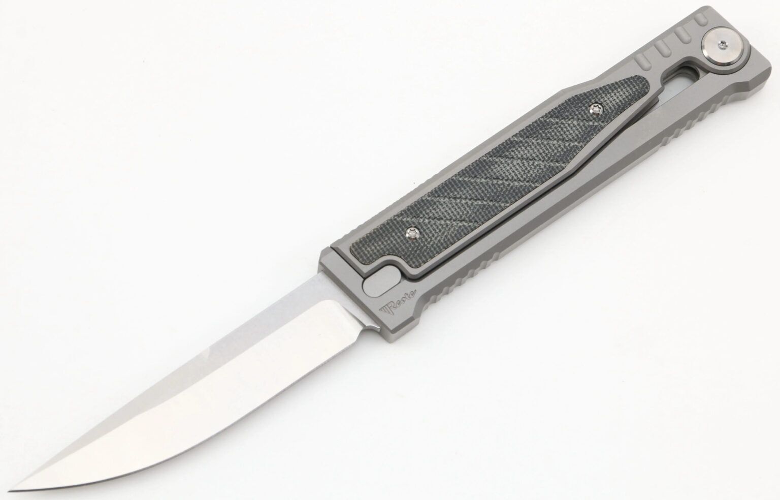 Gravity Knife Guide: History, Mechanics, and types of gravity knives