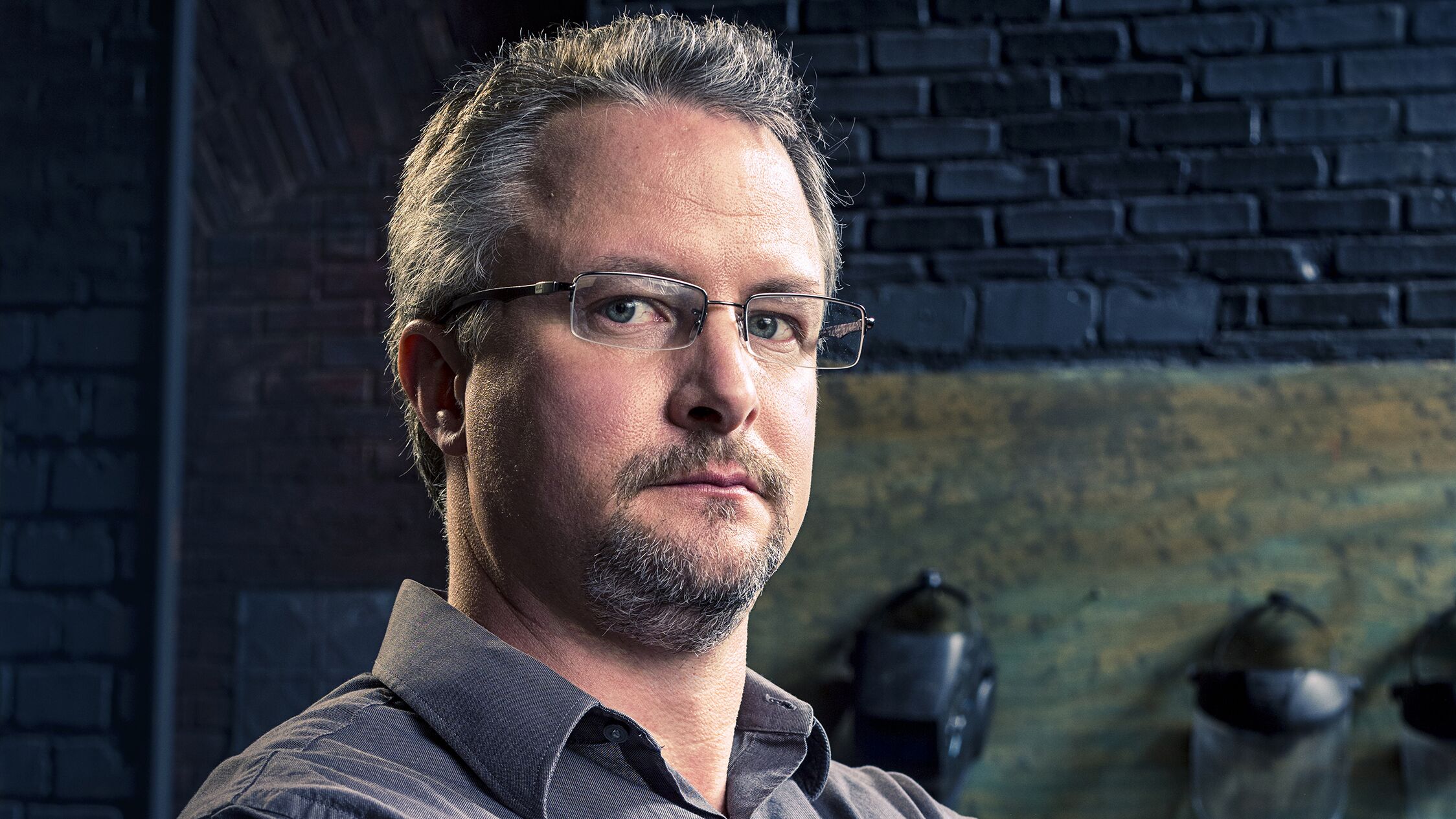 Ножове J. Neilson – ABS Master Bladesmith | Ковани в огън