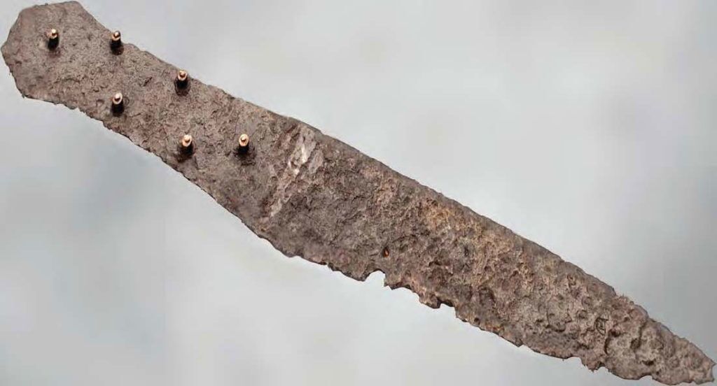 The Bowie Knife: Tracing the Legendary Blade's Rich History